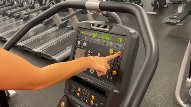 Stair Master Machine Review - Why You Should Include It Into Workouts ...